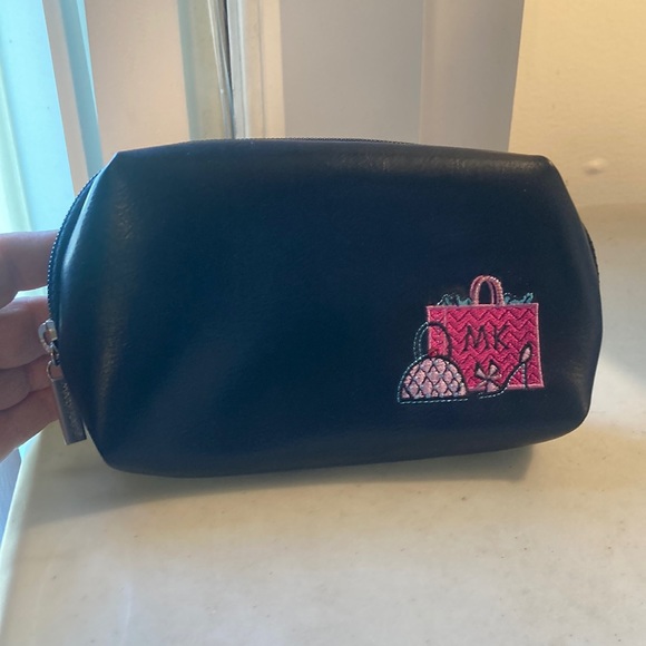 Mary Kay | Bags | Mary Kay Cosmetics Bag | Poshmark